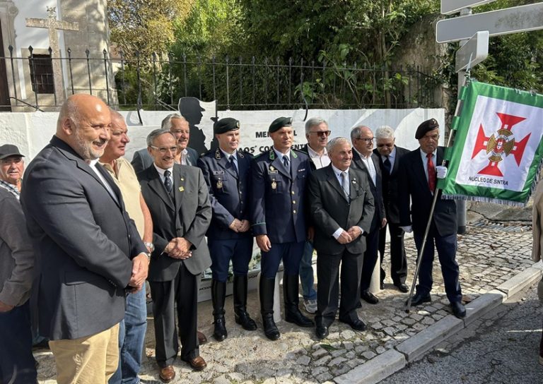 Memorial de homenagem a antigos combatentes inaugurado em Colares ...